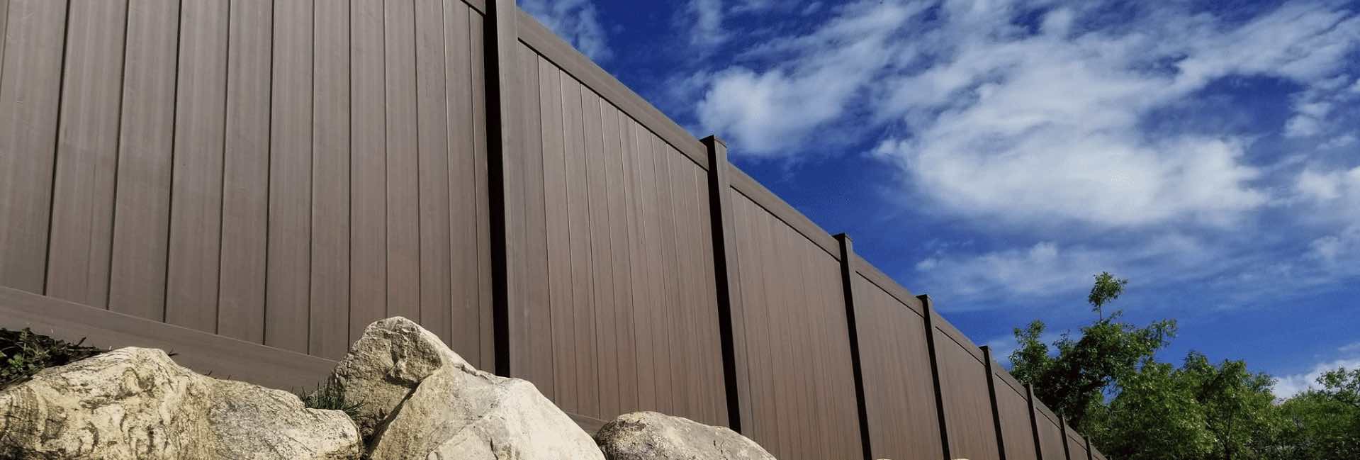 Vinyl Fencing for Your Florida Property - PVC Fence Supply